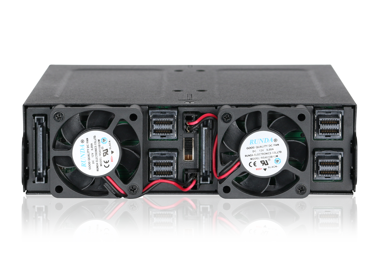 MB699VP-B - 全金屬 4 層式 2.5" NVMe U.2 SSD 轉 5.25" 裝置空間 固態硬碟背板模組抽取盒